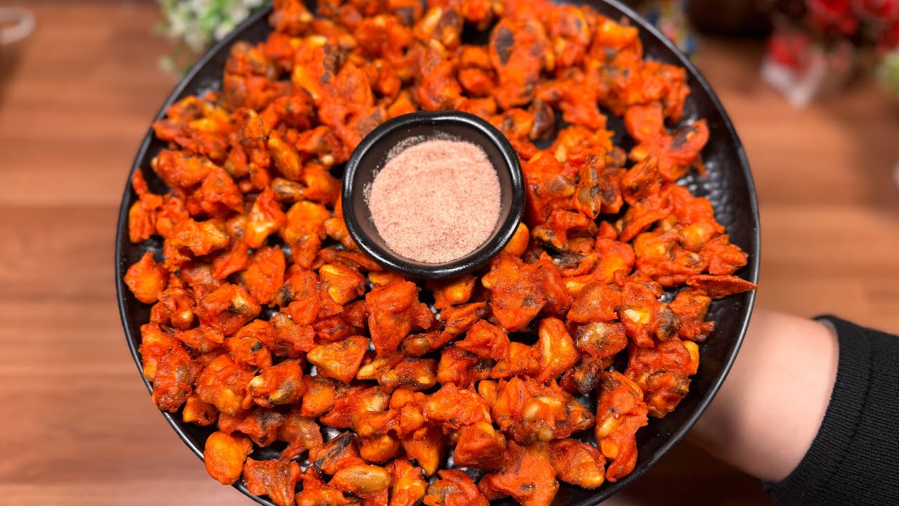 Kashmiri Street Food - Gaer Gouji - Winter Special Recipe Water ...
